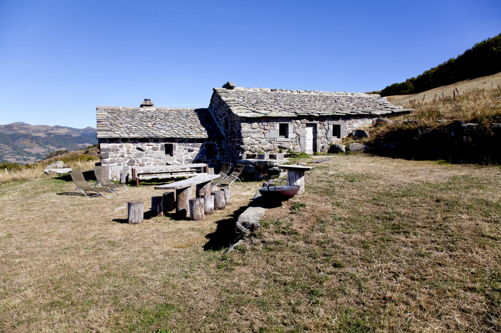 MON BURON EN AUVERGNE ~ Green Latitudes